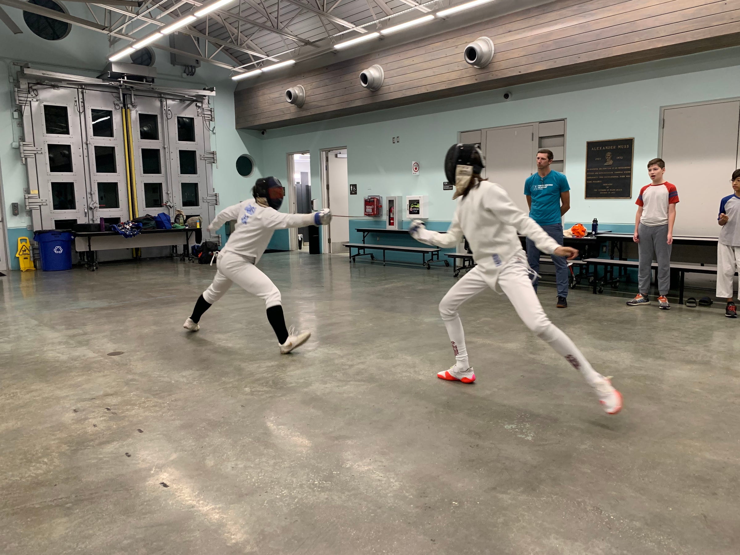 Fencing Classes in Miami Beach | Davis Fencing Academy of Miami